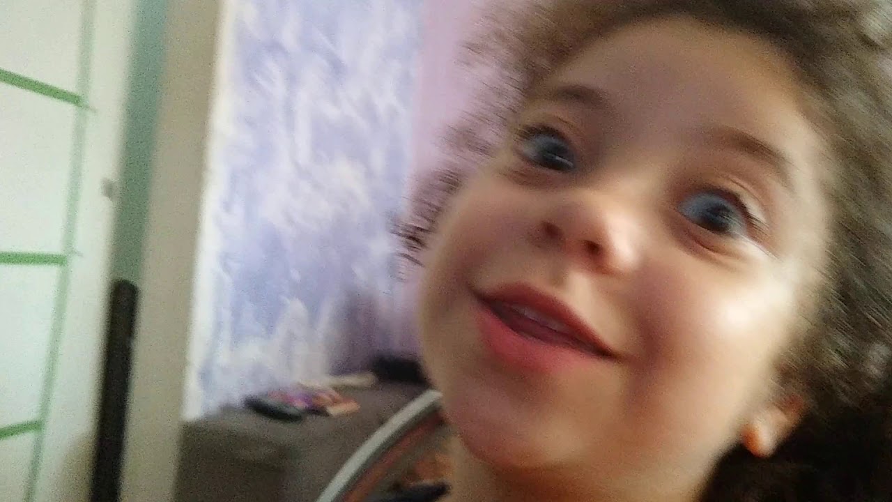 reagi a mimi vezes. Daniela - YouTube