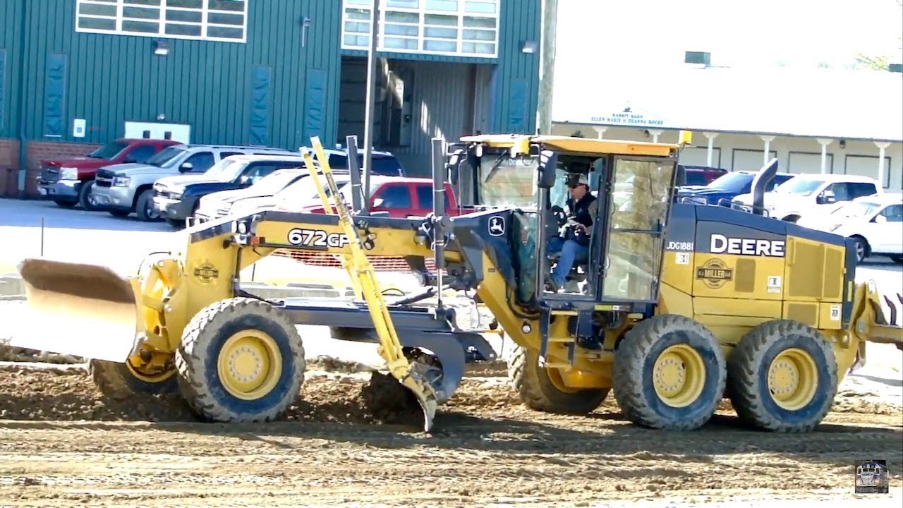 John Deere 672 GP Motor Grader - YouTube
