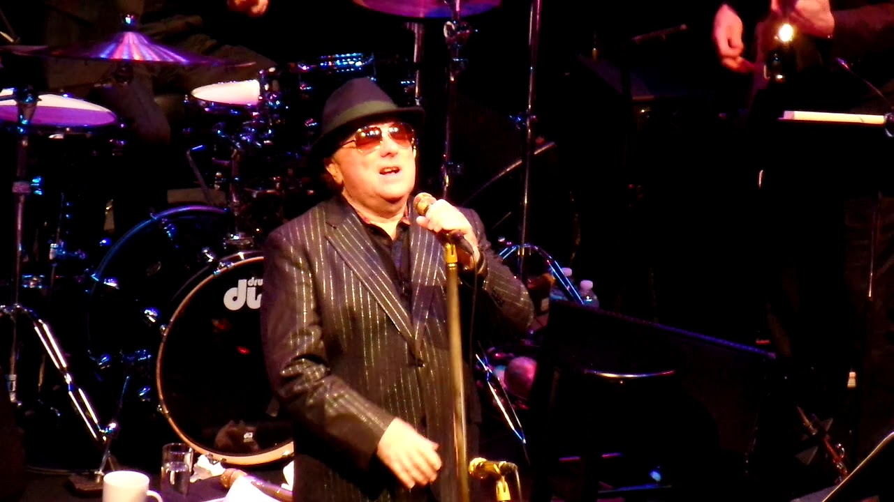 Van Morrison - Wild Night - Chicago 2019 - YouTube