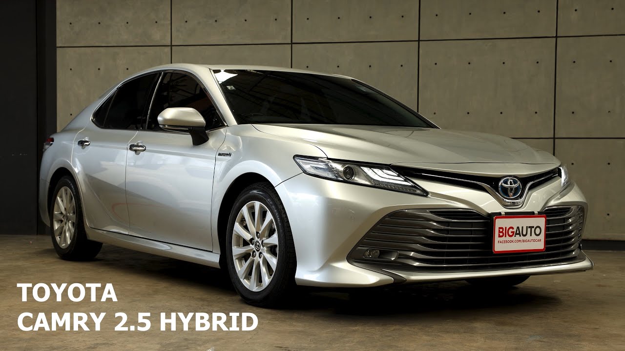 Toyota Camry 2.5 Hybrid Sedan AT 2020 - YouTube