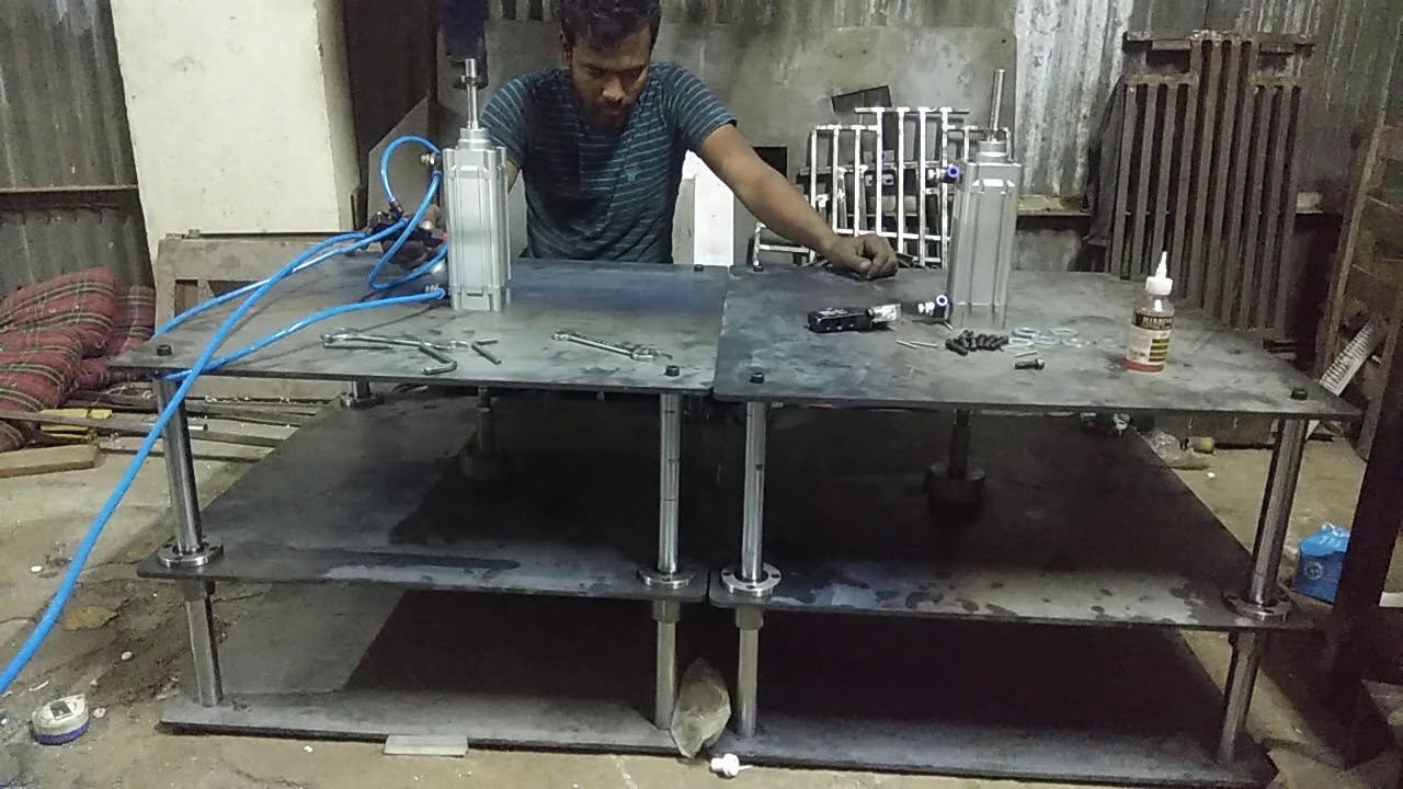 Cooling fixture for blow moulding parts - YouTube