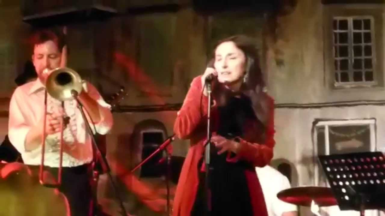 Kerri Simpson Pearly Shells - YouTube