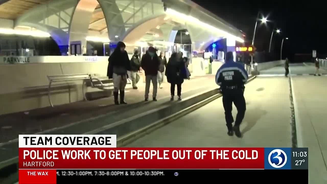 Hartford police work to get people out of the cold - YouTube
