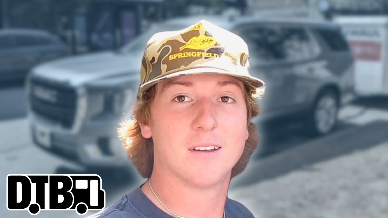 Austin Williams - BUS INVADERS Ep. 1982 - YouTube