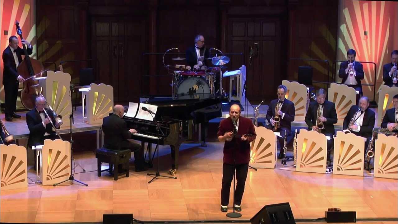 I Told My Baby With The Ukulele -Thomas'Spats'Langham - YouTube