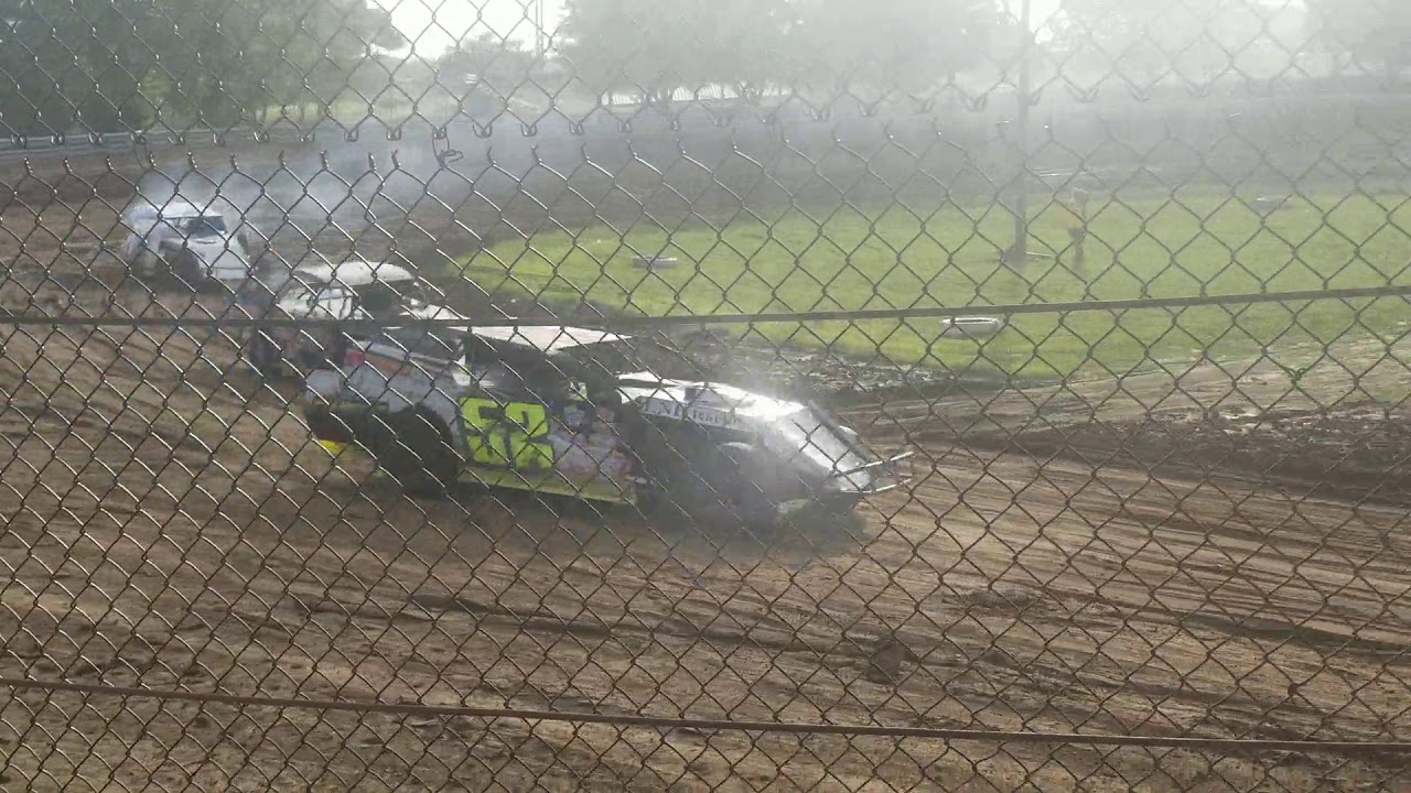 Derek Shepard #52 - Feature race Concordia, KS - YouTube