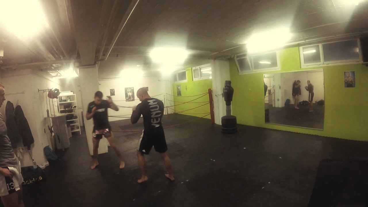 Boxen Fun mma muay thai lustig fight outtakes - YouTube