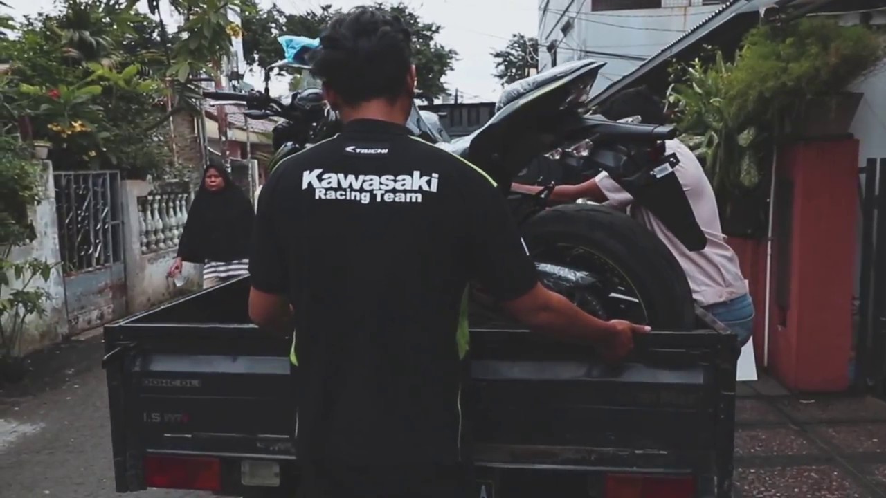 #017 Harald Arkan's New Z900 !!! - YouTube