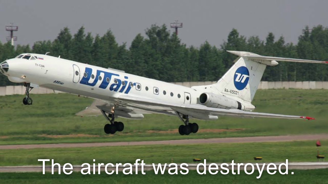 Fogged in- UTair flight 471 - YouTube