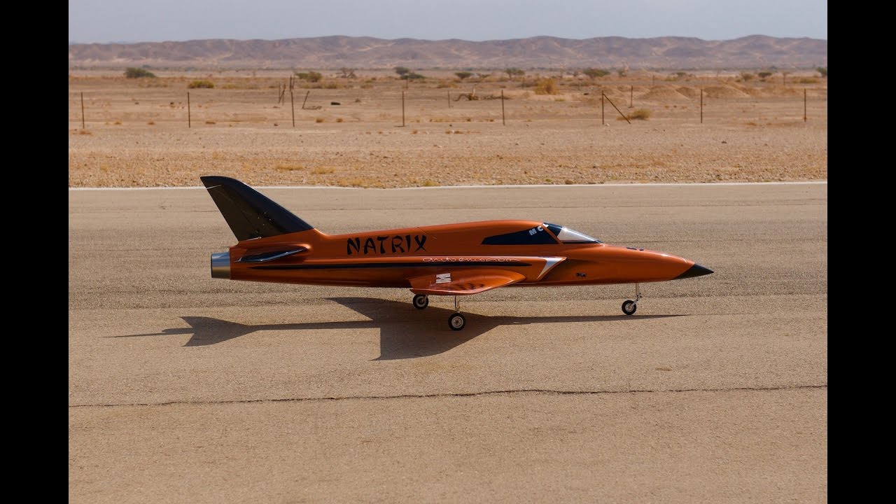 Eli Gil Nutrix rc jet - YouTube
