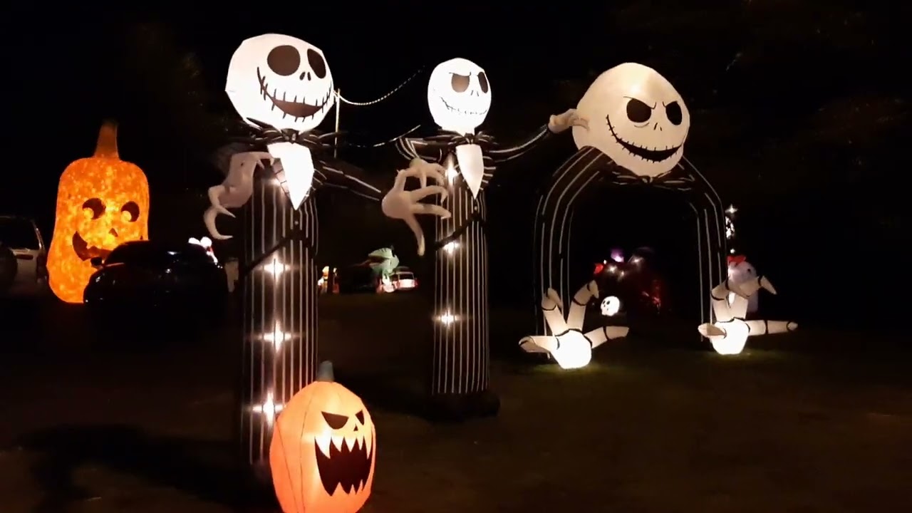 Josh the Inflatable and Tractor Guys 2022 Halloween Inflatable Display ...