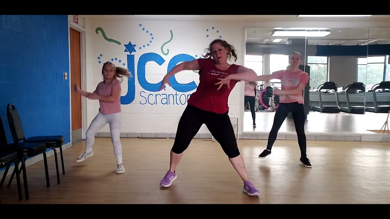 Fun exercise/fitness/Dancercise by Chavy - YouTube