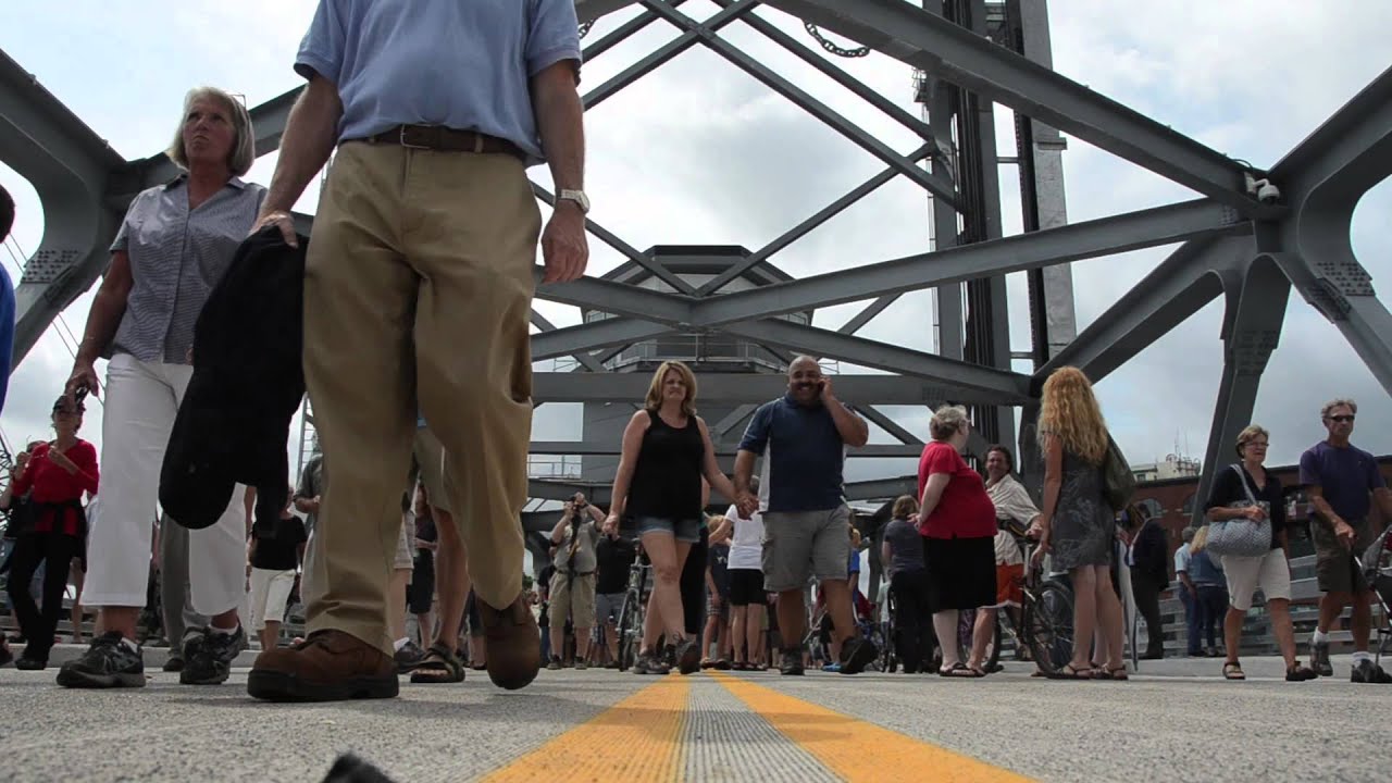 Memorial Bridge Grand Opening - YouTube