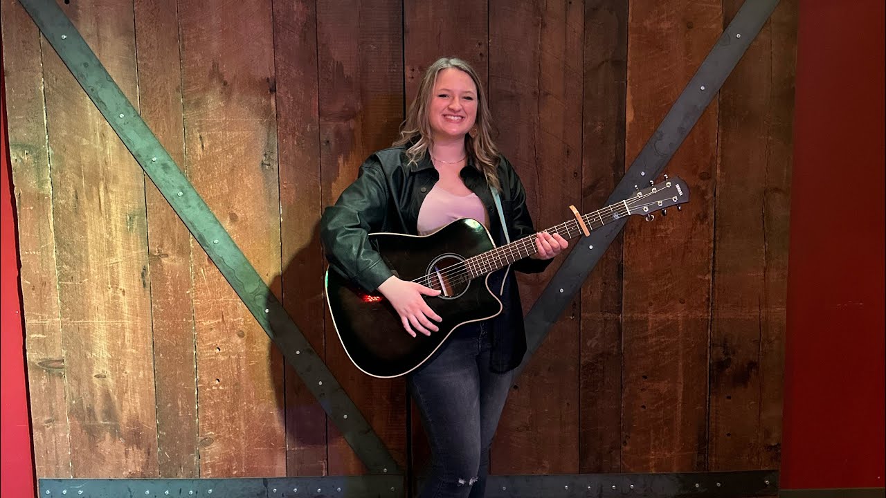 4th Show Case in my Hometown ~ Mackenzie Mash - YouTube