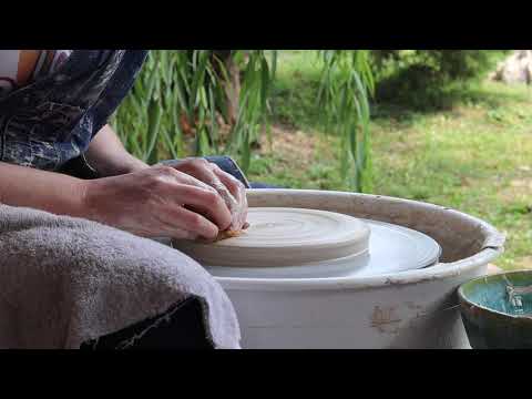 How to Throw a Plate - YouTube