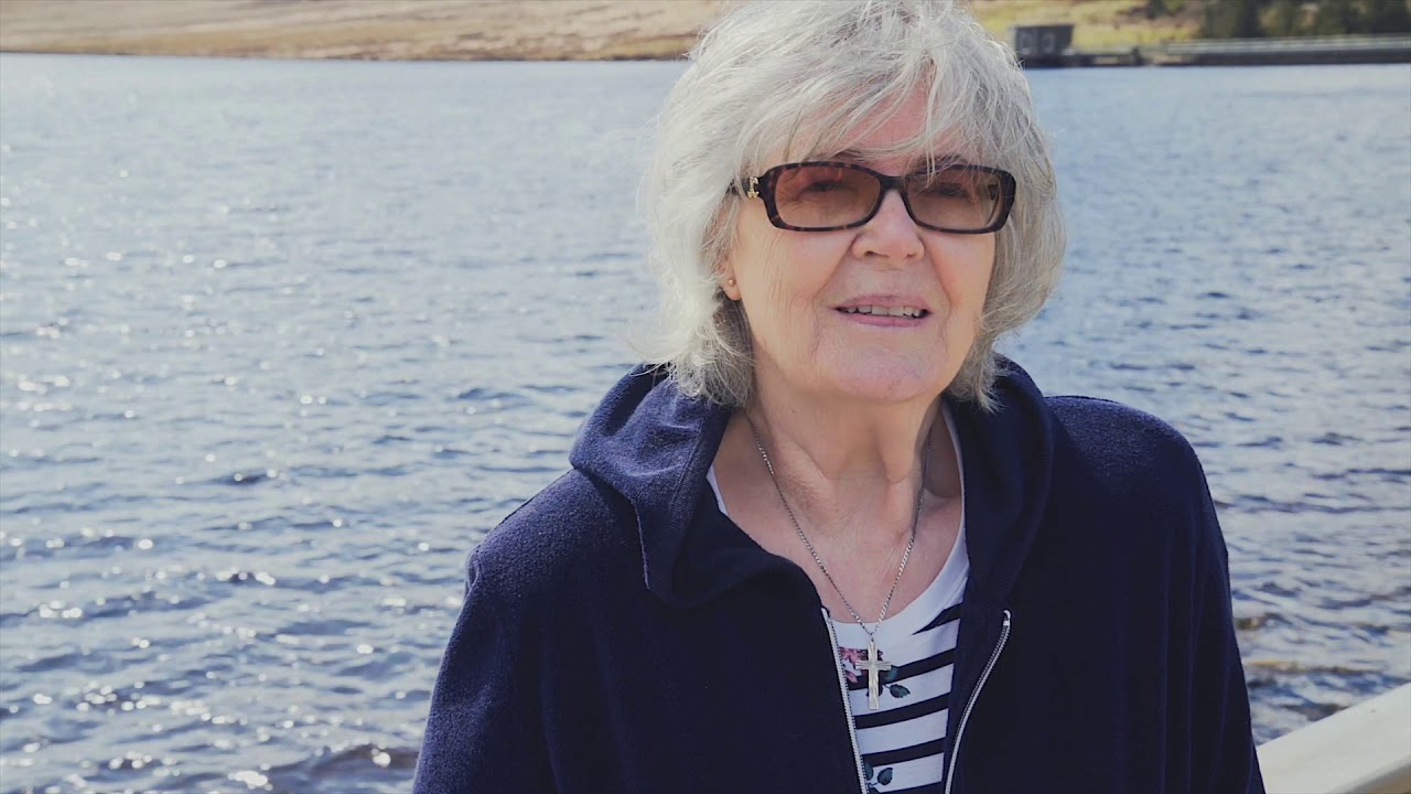 REVEREND KELLY LEE "I Watch The Sunrise" - YouTube