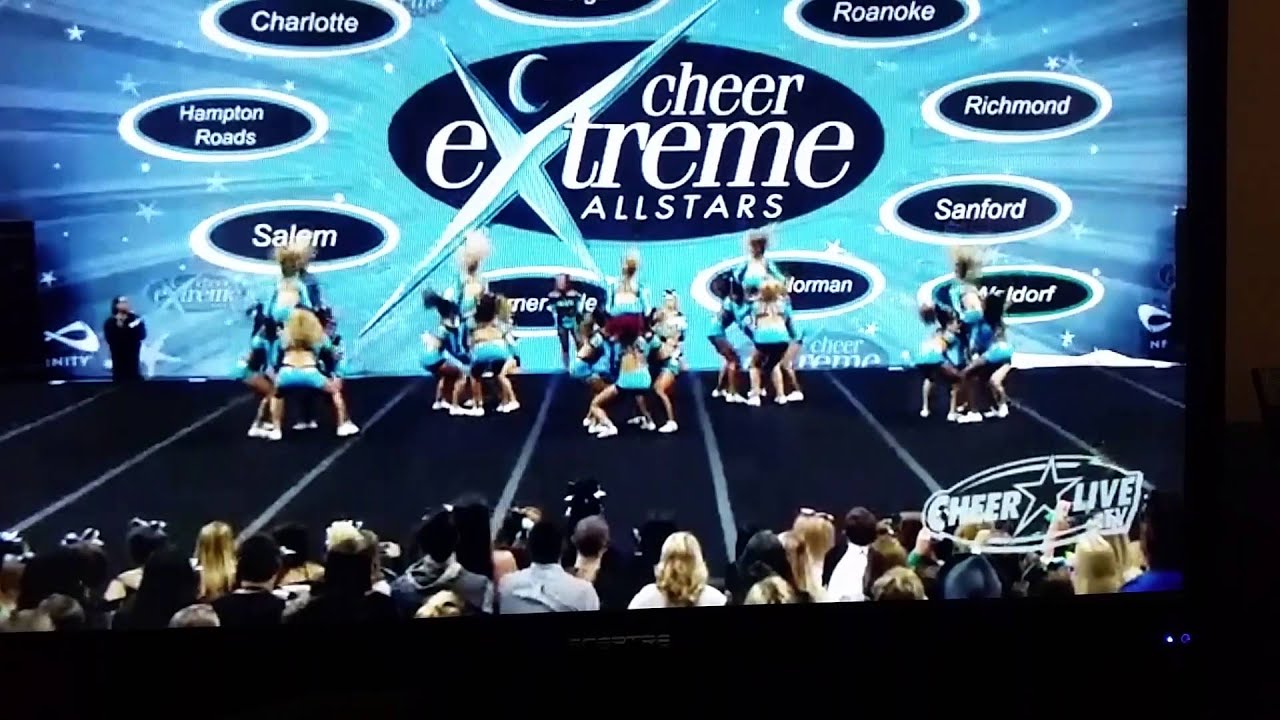 Cheer Extreme Showcase 15-16 - SSX - YouTube