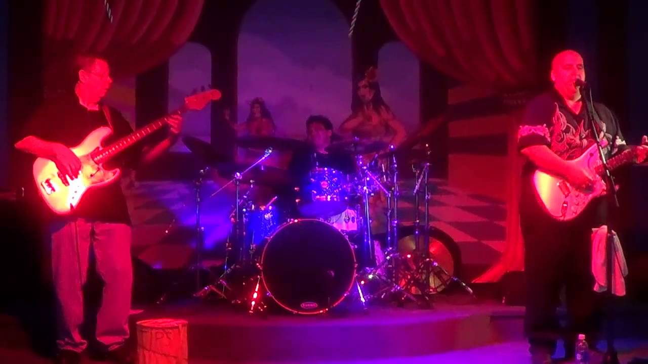 The Smokers Band - YouTube