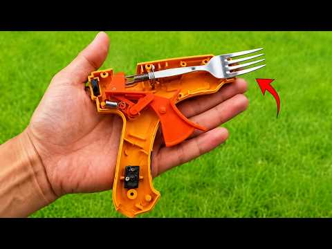 Don’t Throw Away Your Hot Glue Gun! Attach This Spoon and See the Surprising Result!