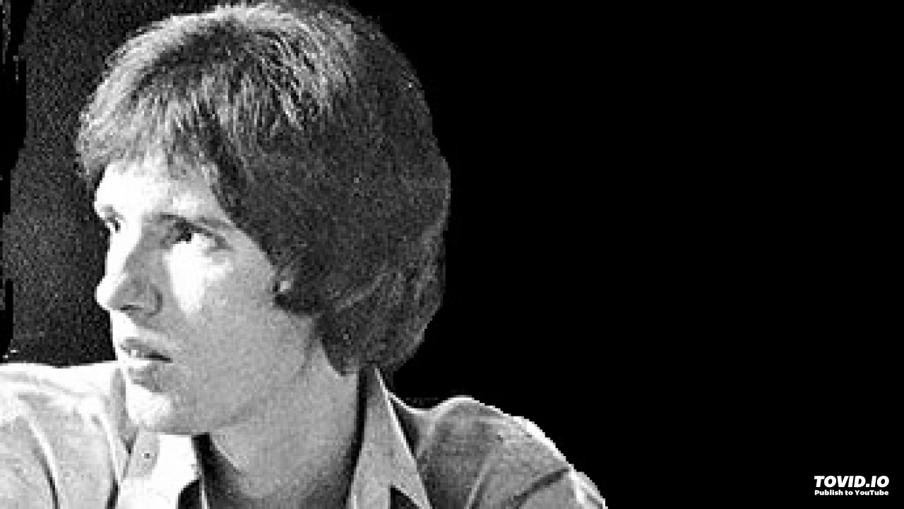 Gary Walker - She Makes Me Feel Better - YouTube