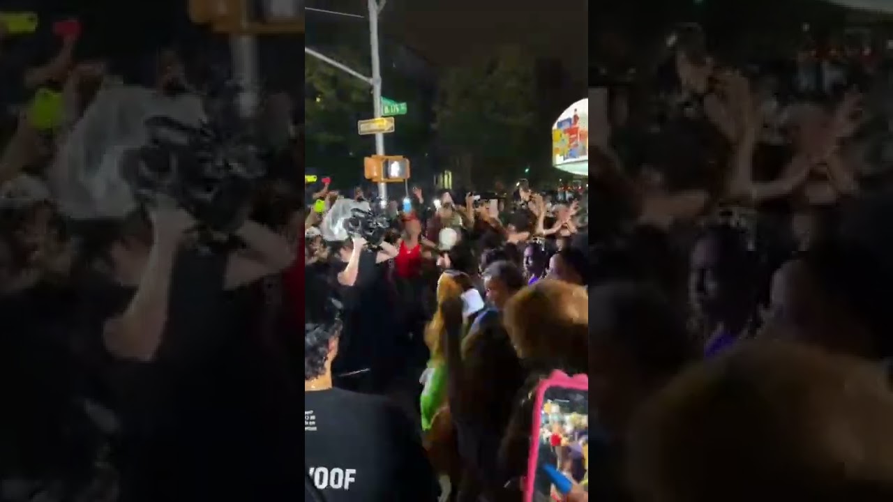 Madonna - Hung Up Remix ft Tokischa (Official video) - YouTube