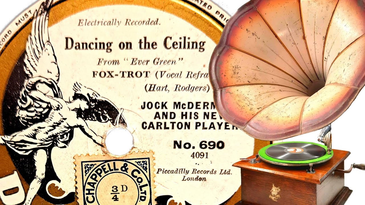 Apollo gramophone playing full record - YouTube