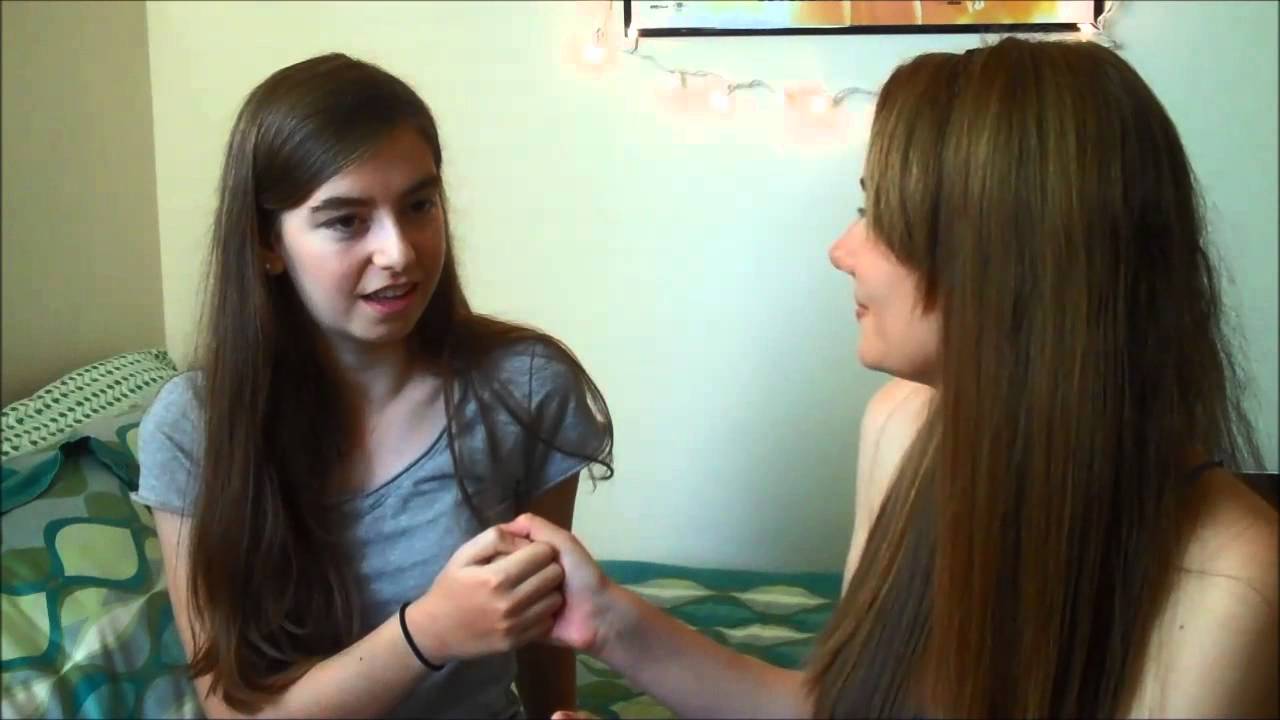 Random Questions Slapping Challenge || Mollzie - YouTube