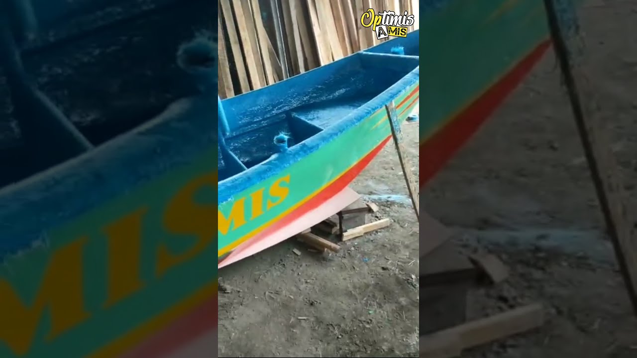 PROSES FINISH PEMBUATAN PERAHU FIBER MANCING... - YouTube