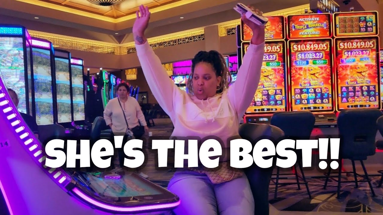 Huge Wins Show Why She's The Best Slot Player In The World!! - YouTube