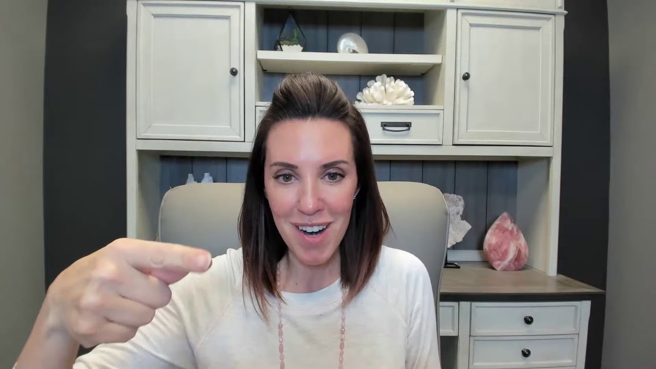 Q & A with Psychic/Medium Kelli Miller - YouTube