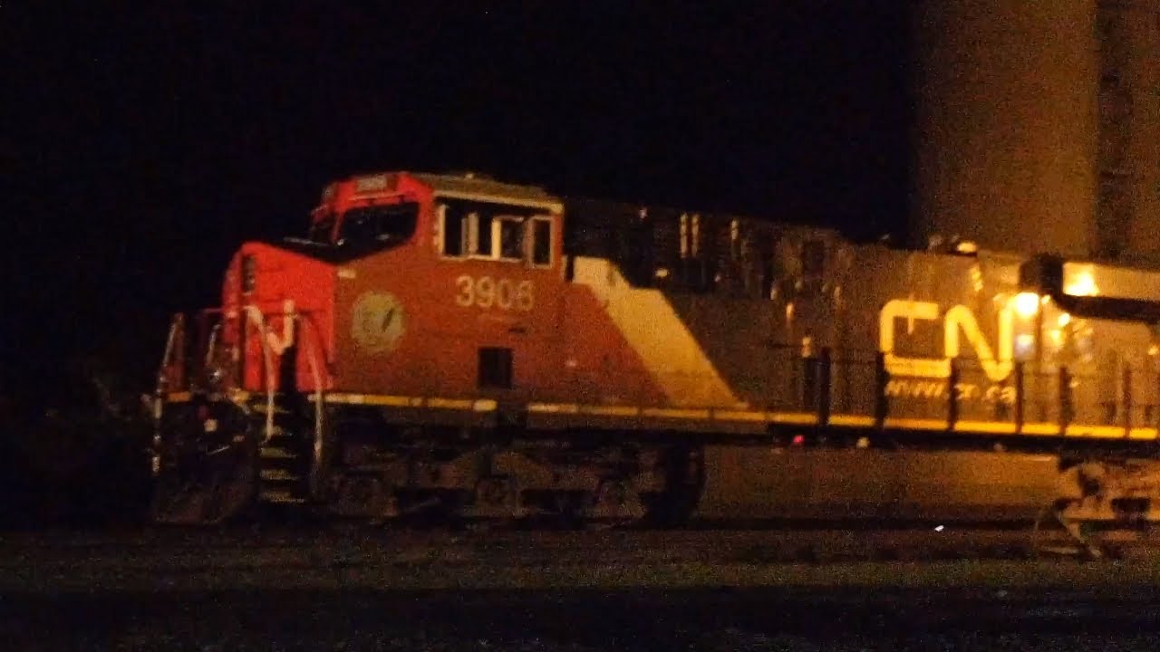 Norfolk southern train passing CN 3906 in Kingsport TN. 05/21/2023 - YouTube