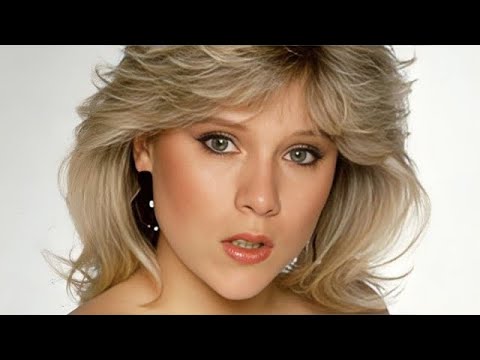 Unseen Moments Of Samantha Fox Leaves Fans Speechless 