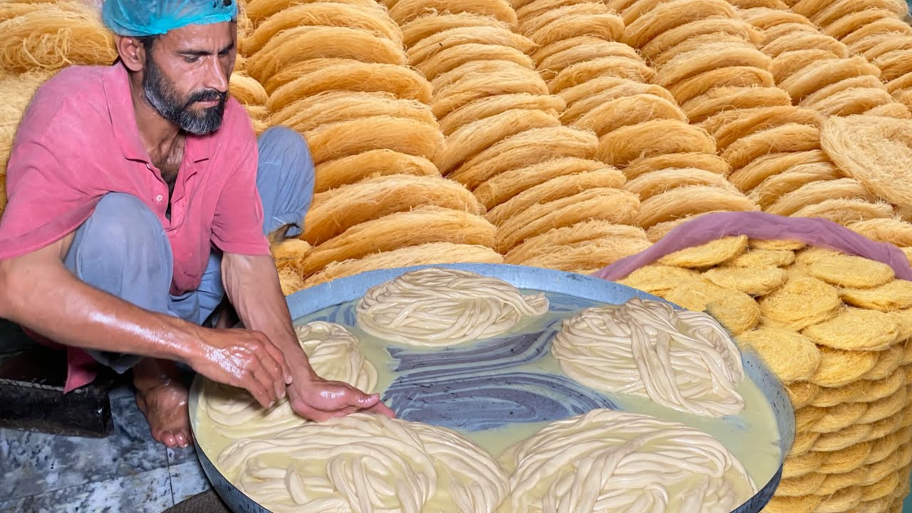 Amazing Pheni Cooking Skills | Pheniyan Banane Ka Tarika | Pheni Recipe ...