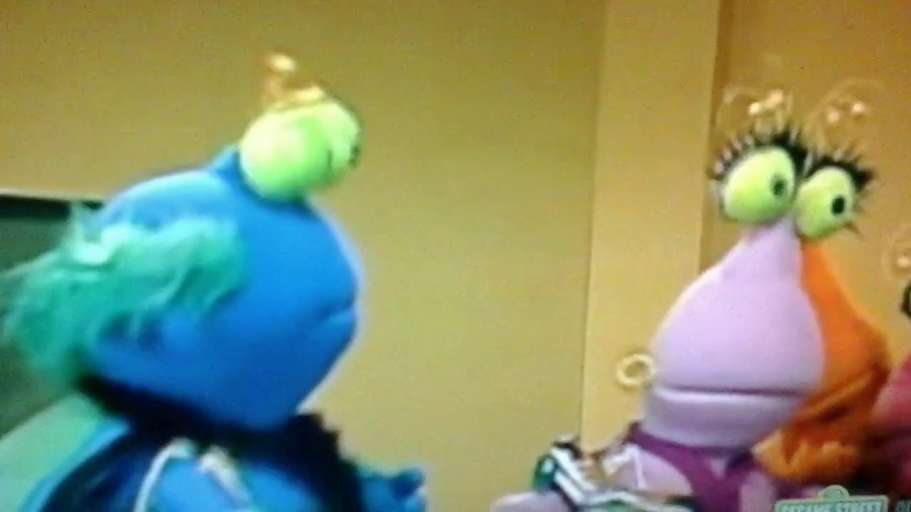 Classic Sesame Street: Twiddlebugs - Finding A Way To Get Out (Almost ...