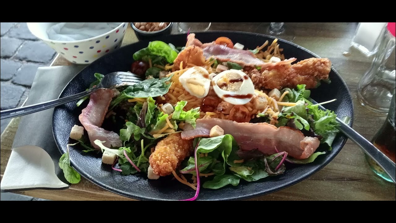 trip to Picardie and eating in restaurant 法國西北旅行的吃吃喝喝 - YouTube