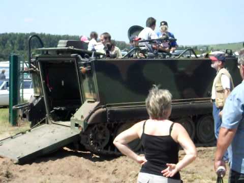 ( Part 1 ) - M113 Panzer fahren / M113 Tank driving - YouTube