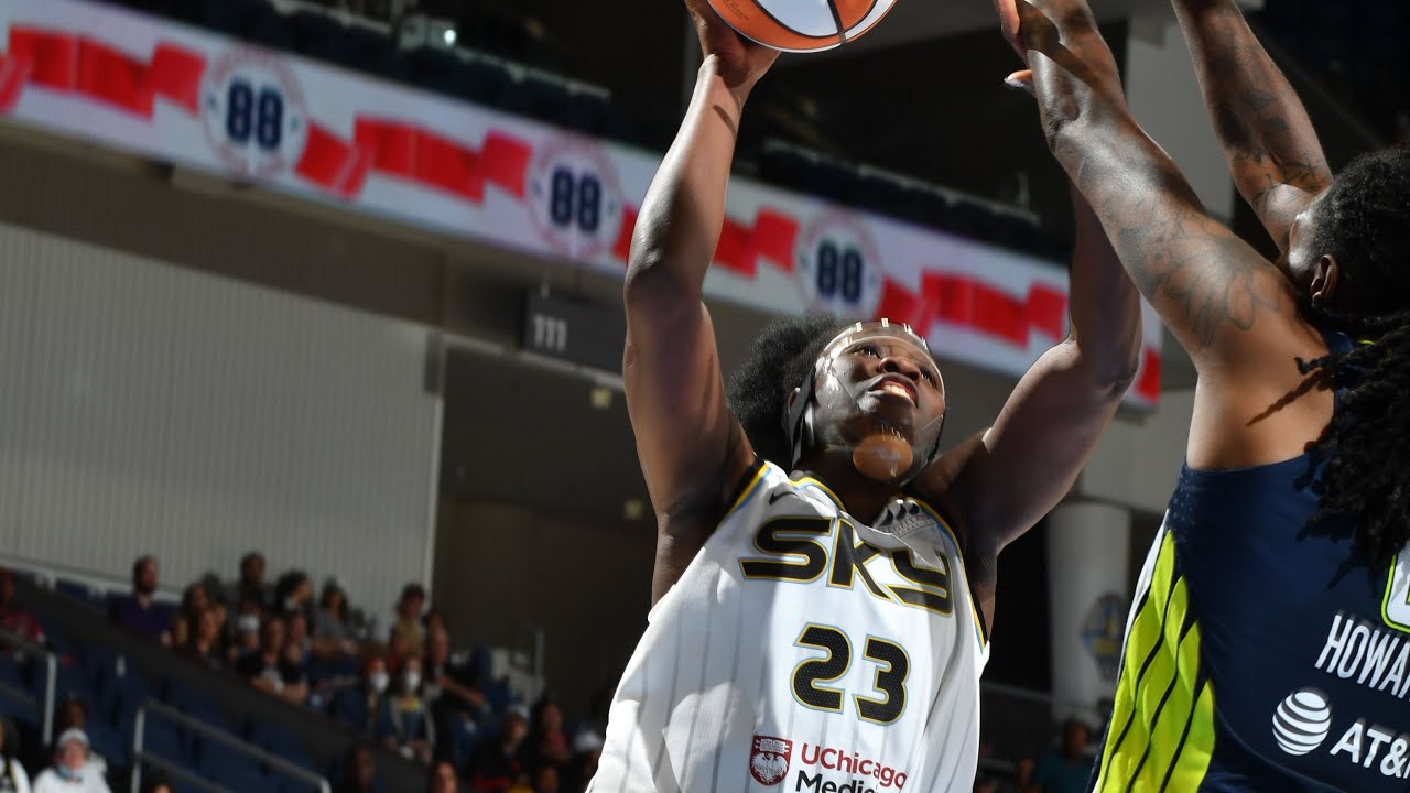 HIGHLIGHTS: Sika Koné makes WNBA debut | Chicago Sky - YouTube