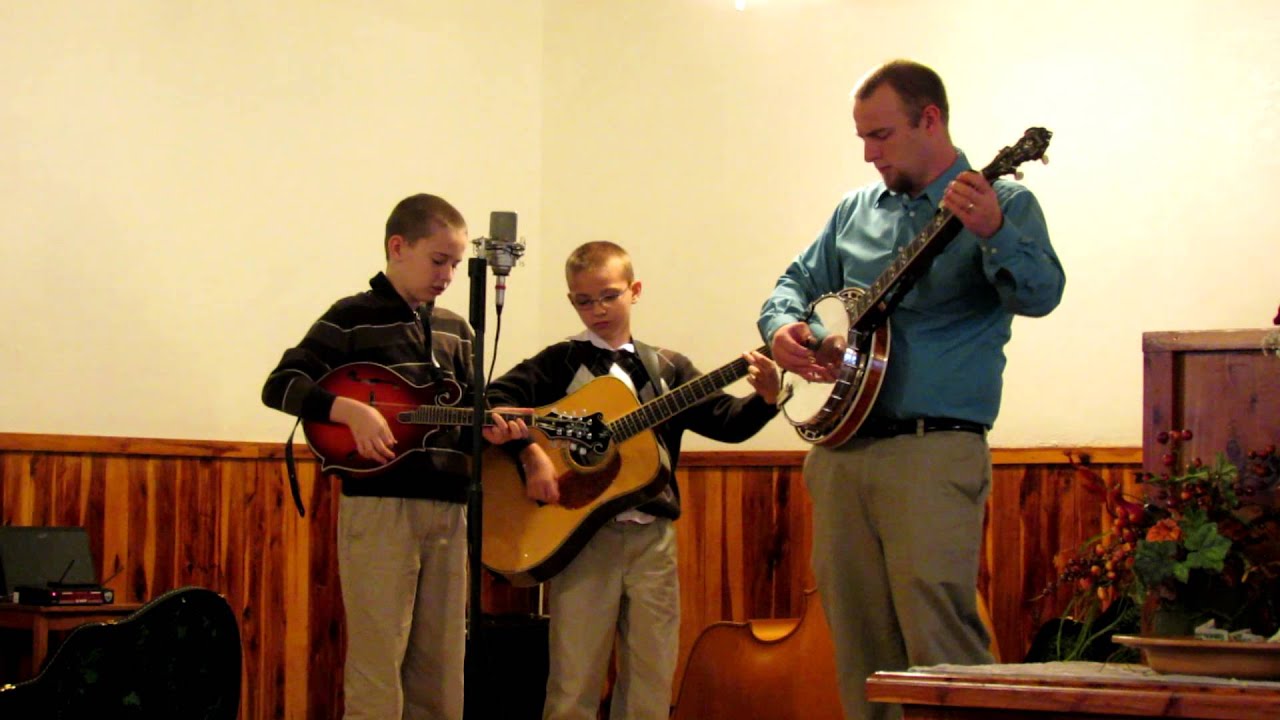 The Ellis Family Bluegrass Gospel Amazing Grace - YouTube