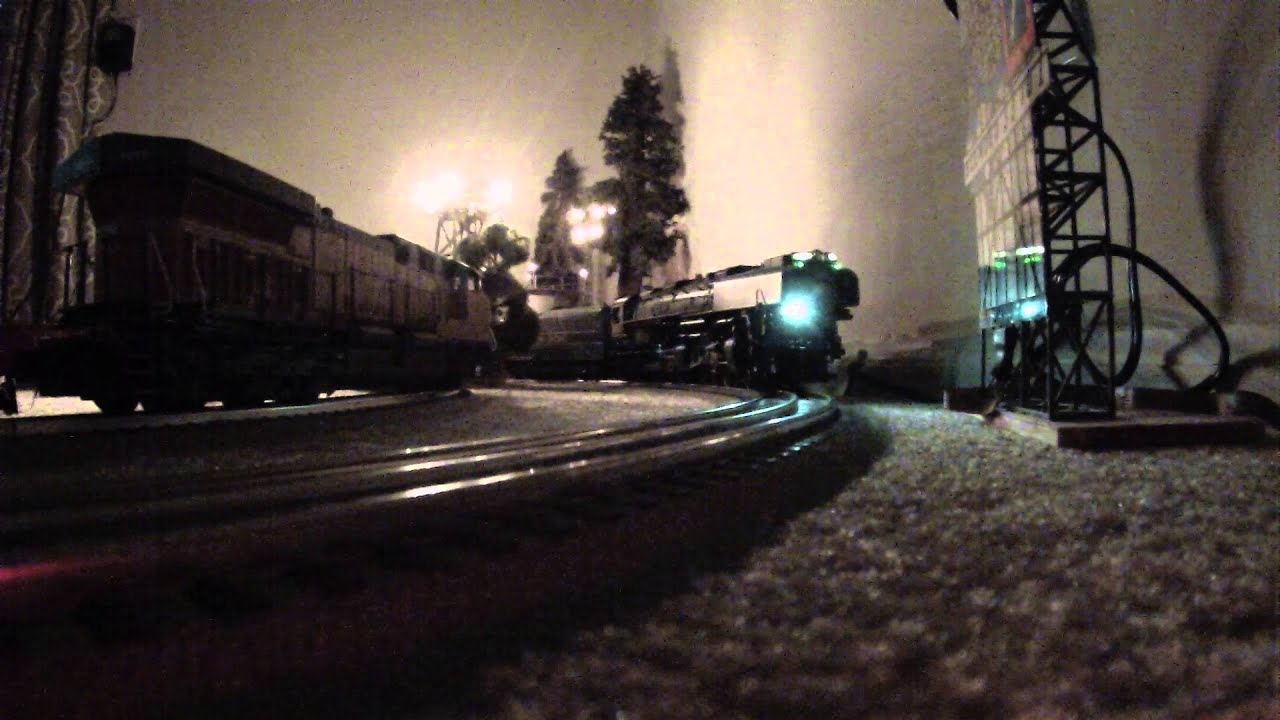 Lionel Legacy Vision Line Union Pacific Challenger #3983 at Dusk - YouTube
