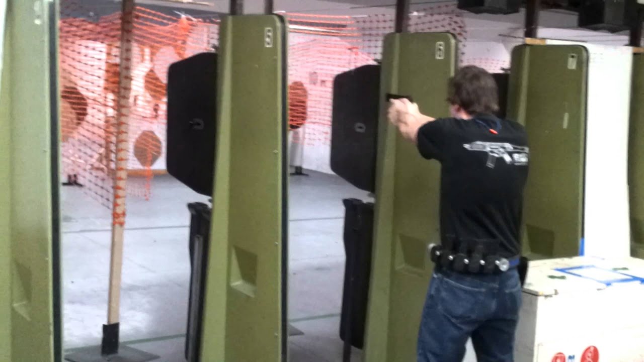 Montreal Indoor IPSC Dec 2011, Stage 4 - YouTube