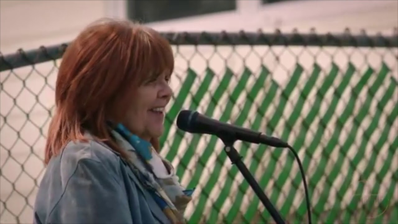 Mary Barry on "Tout pour la musique" St. John's, NL - June 2020. - YouTube