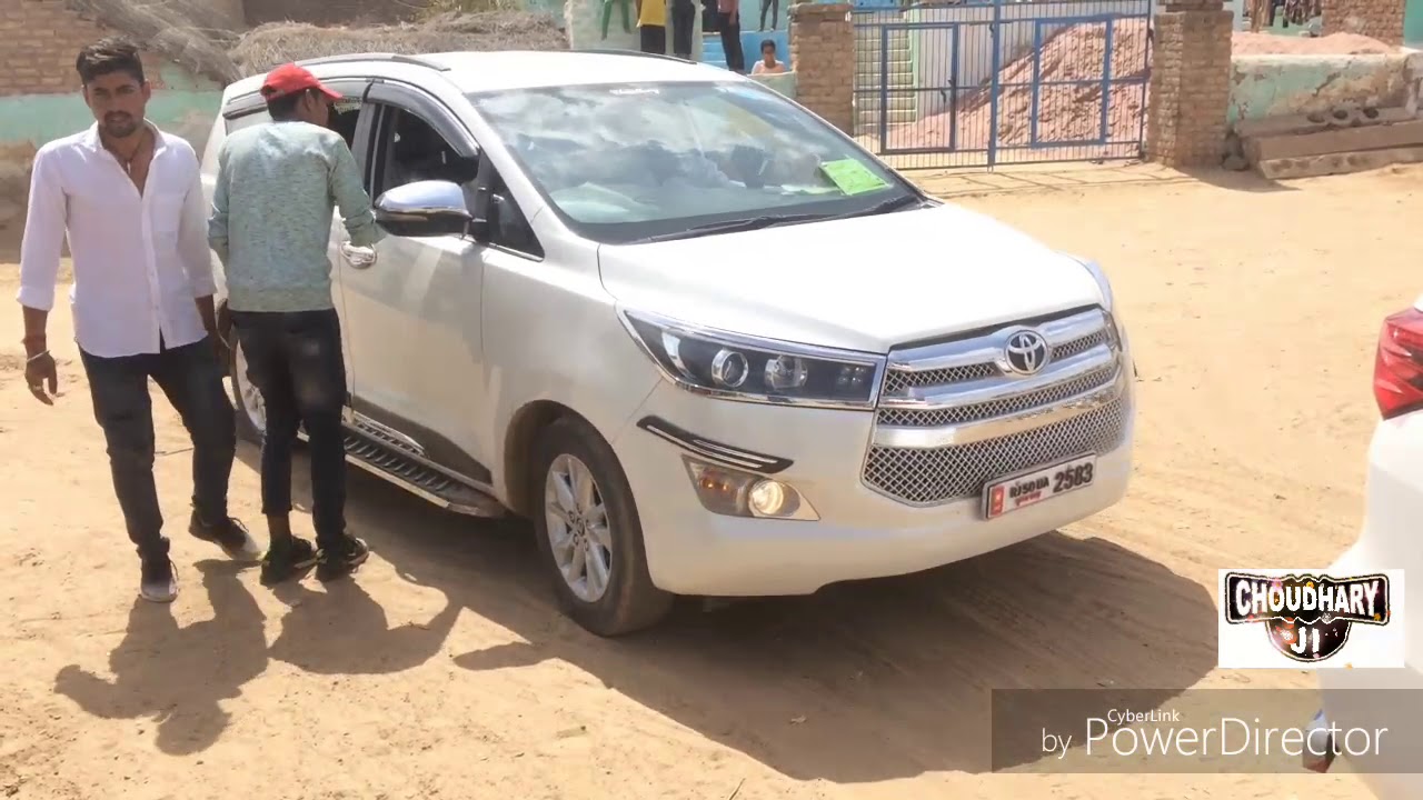 Dancing Innova crysta car 9660924762 - YouTube
