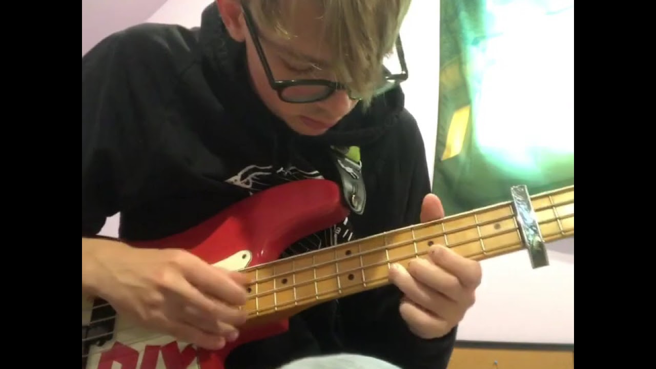 Midwest Emo Bass Guitar - YouTube