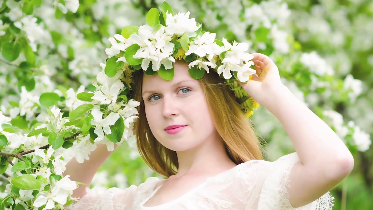 April Child - Music from Rigoletto - YouTube