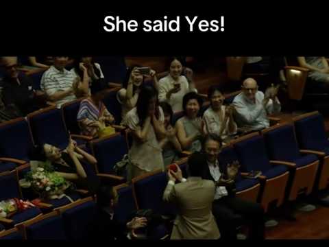 Marriage Proposal by pianist during encore (Debussy's Clair De Lune) to a piano concerto(full video)