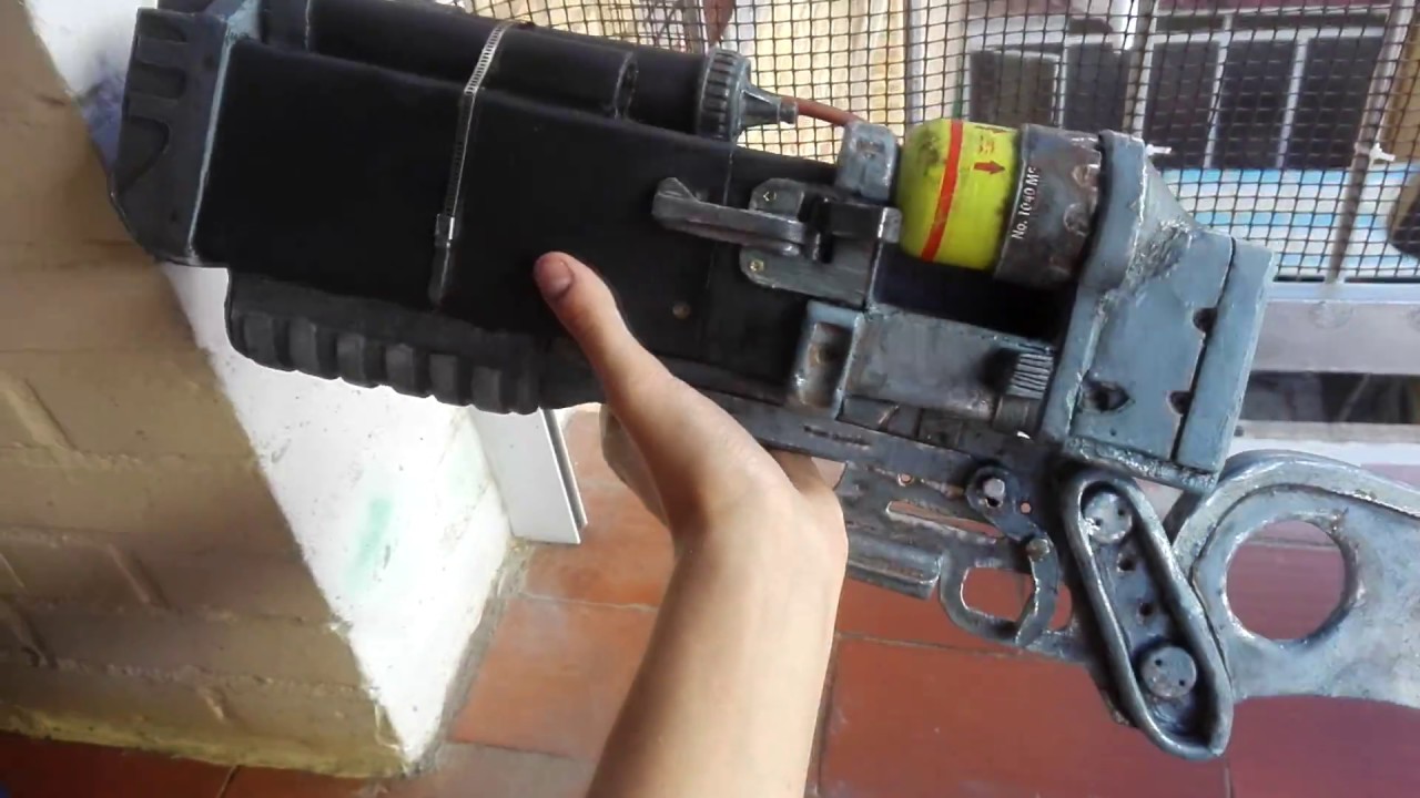 DIY GUÍA RIFLE LÁSER DE TRIPLE HAZ // TRI-BEAM LASER RIFLE FALLOUT ...