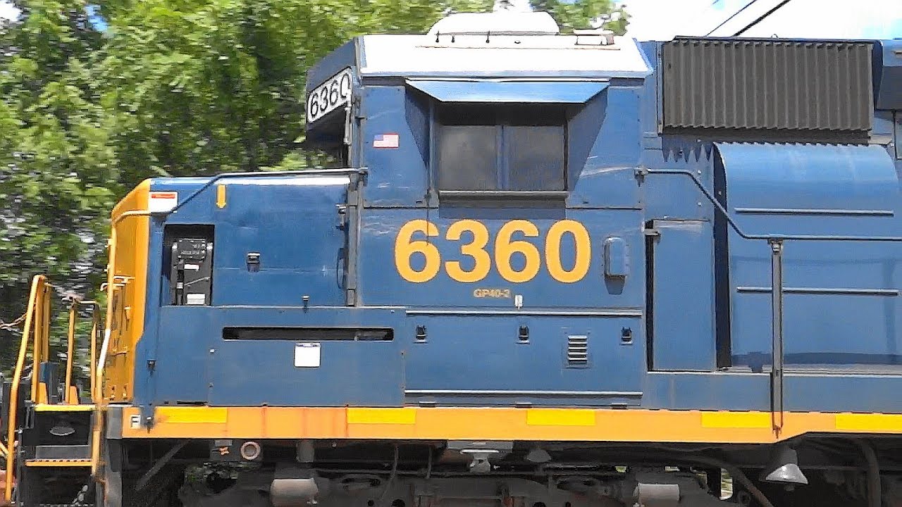 Horn Show From A Friendly CSX Crew On Train Q409 - YouTube