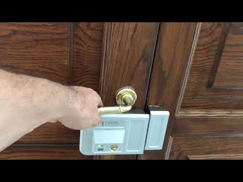 Serratura elettronica Opera per portone condominiale - YouTube