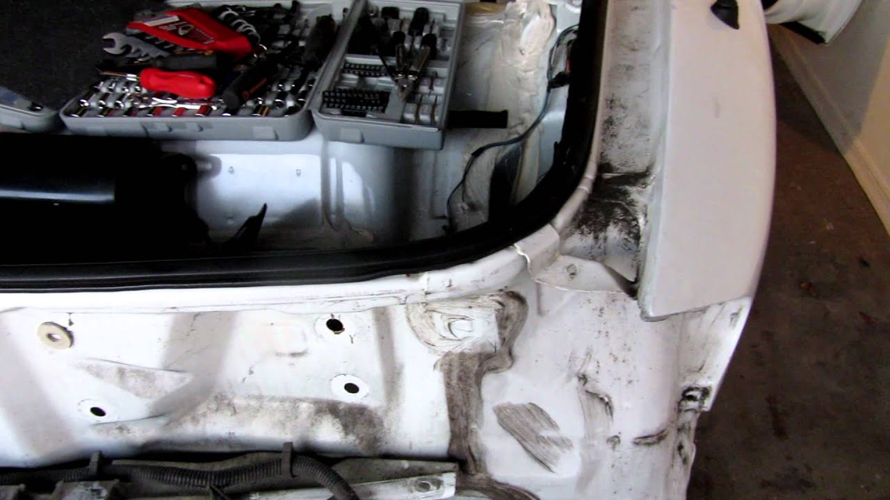 Codename Cathy (Trans Am G4): Removing rear bumper P5 - YouTube