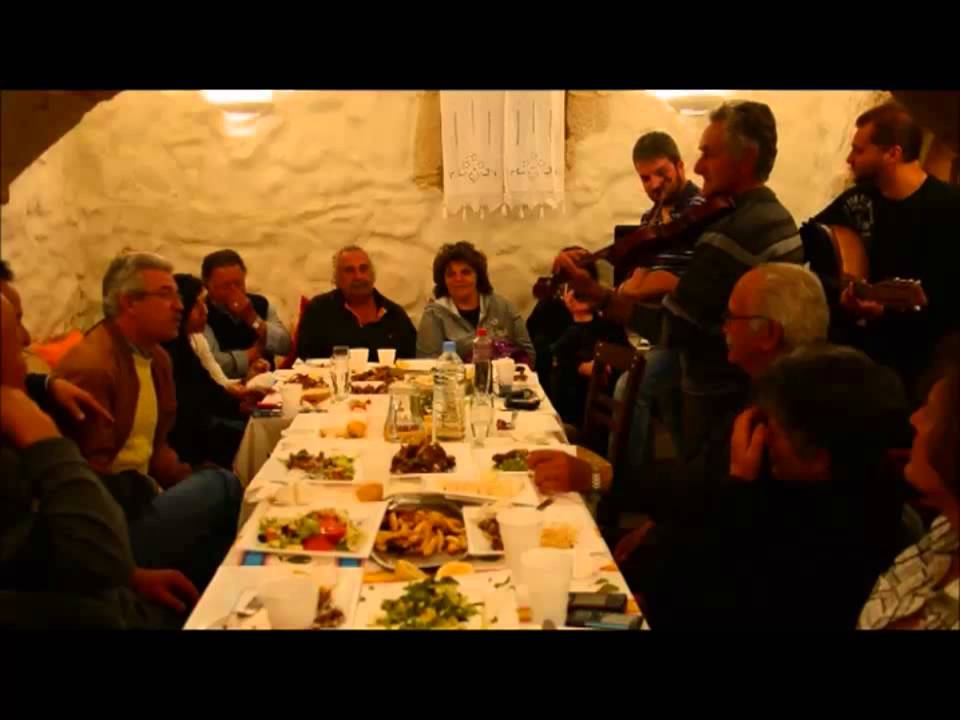 ΠΑΡΕΑ ΣΤΟΝ ΞΕΝΩΝΑ KANENE 2012 - YouTube